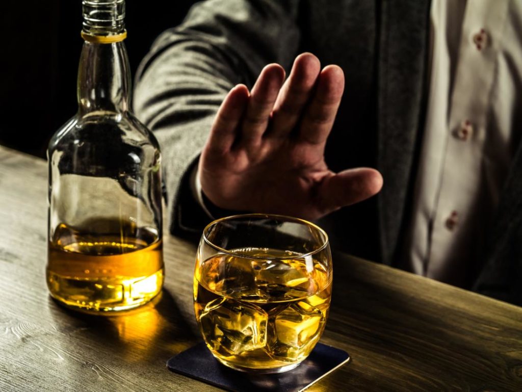 Alcohol side effects - does the brain damage persists even after quitting