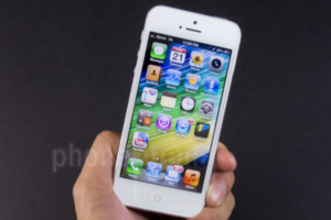 Apple lawsuit claims company sold defective iPhones