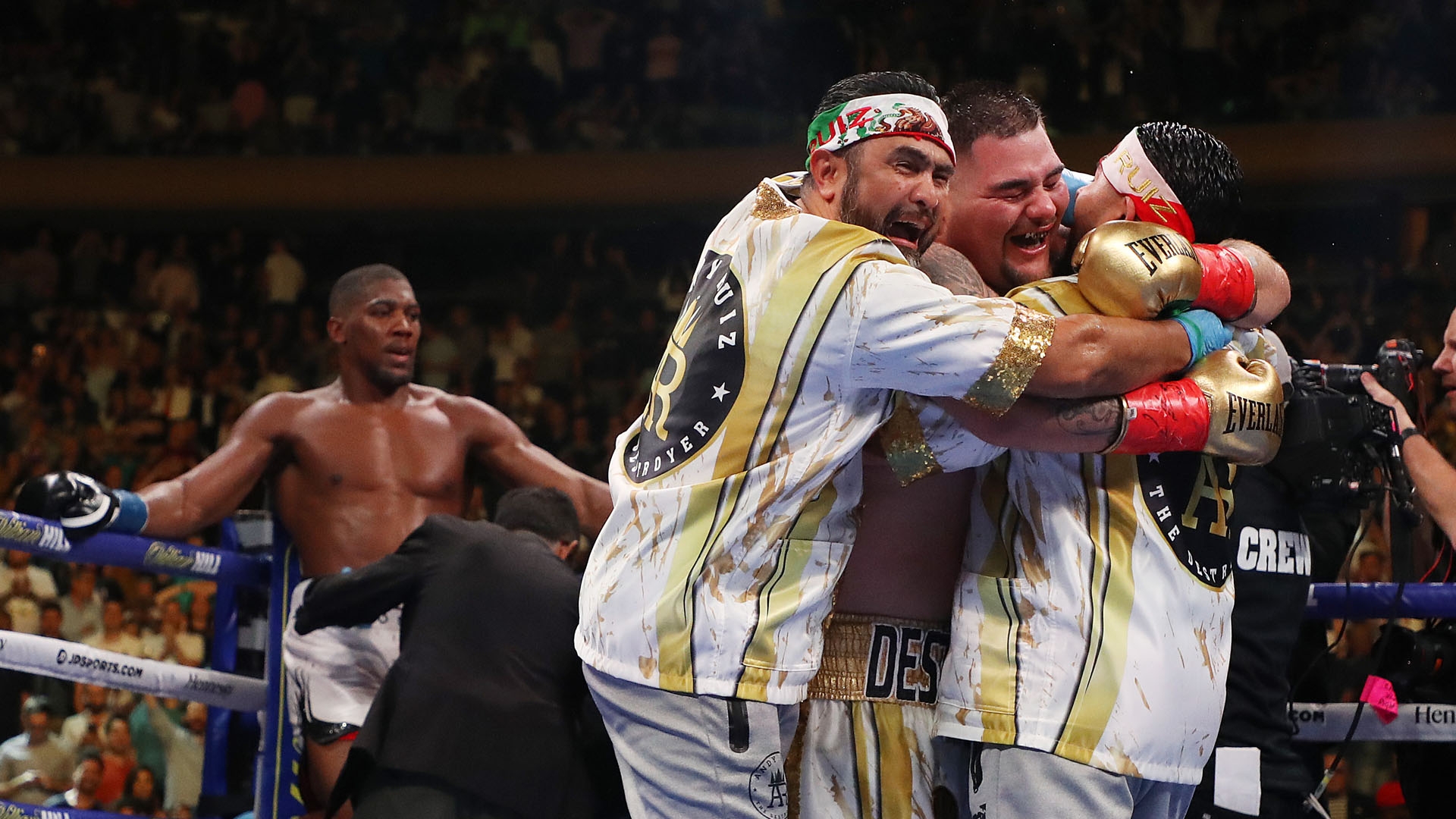 Anthony Joshua vs Andy Ruiz Jr Rematch: Joshua Shows Off How He's ... Anthony Joshua vs Andy Ruiz Jr Rematch: Joshua Shows Off How He's ...
