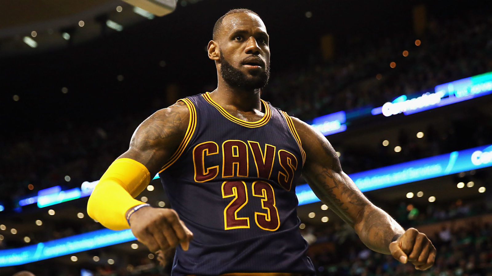NBA: LeBron James' Old Footage from High School Proves He Was a Beast ...