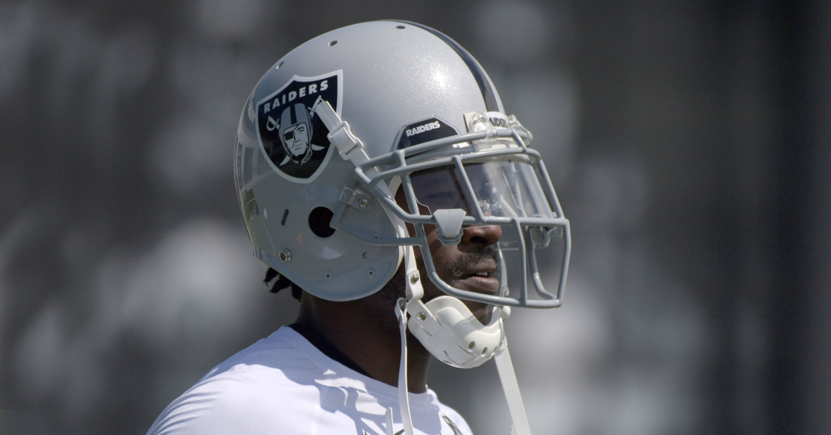 NFL: Raiders in Trouble as Antonio Brown Confirms Retirement Over a ...