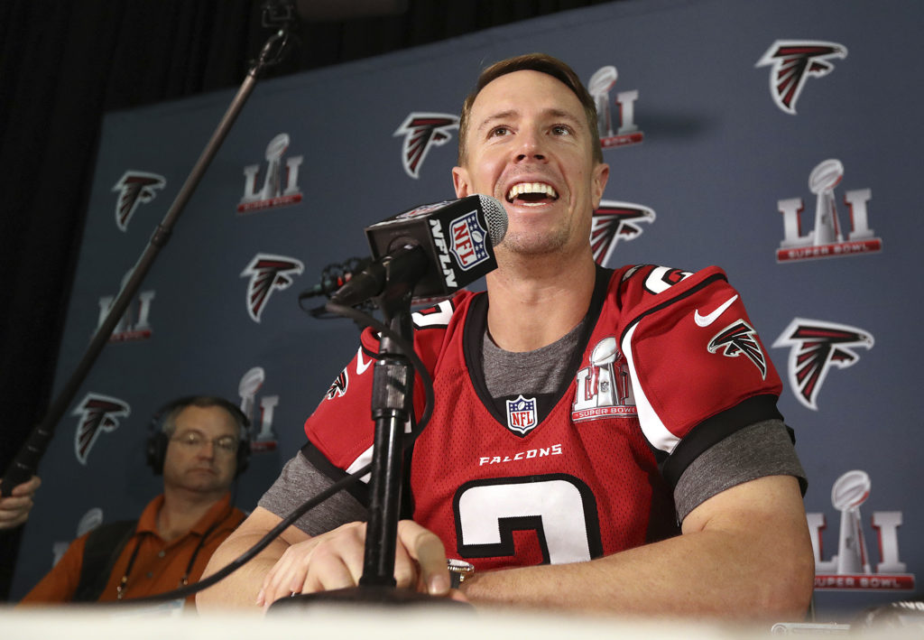 NFL Predictions: Super Bowl 2020 Title for Quarterbacks Patrick Mahomes ...