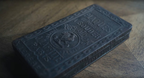 Man Finds Undeveloped Cat Photos In 120 Year Old Time Capsule, Decides ...