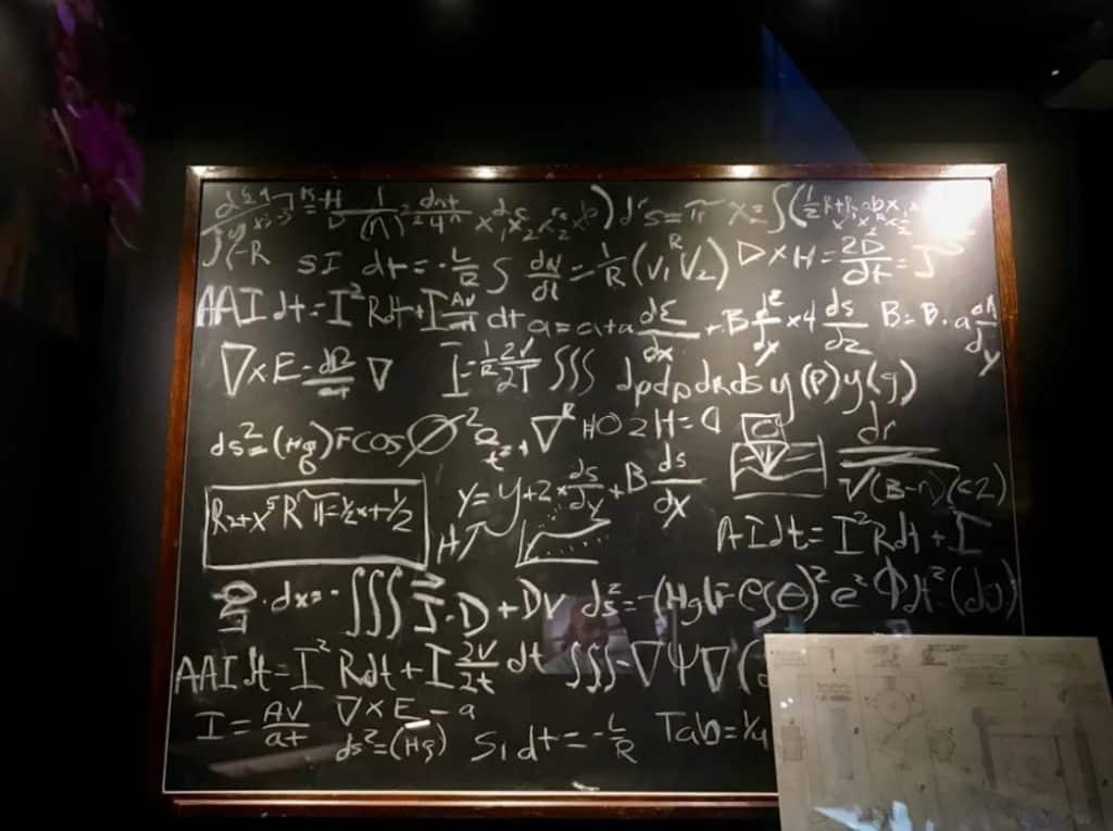 Twitter Can't Come To And Agreement On How To Solve This Deceptively ...