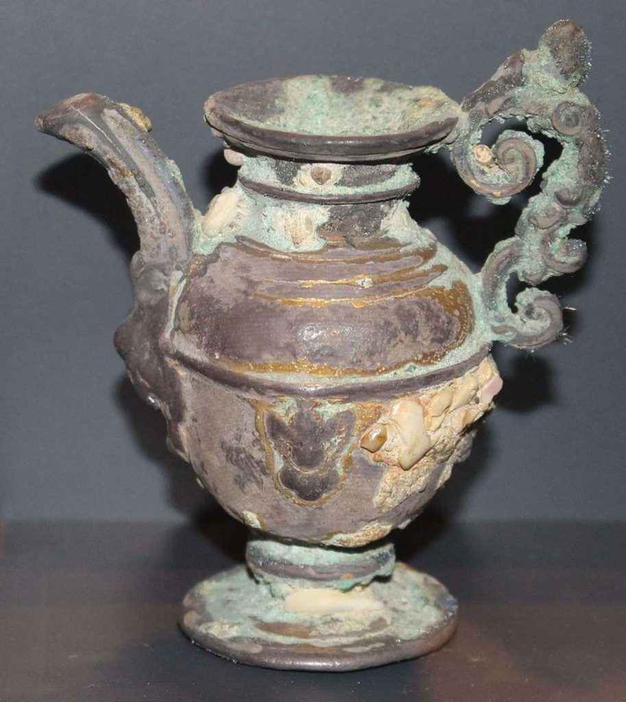 20 Relics Found Underwater That Are Sure to Make Us Go "Woah!"
