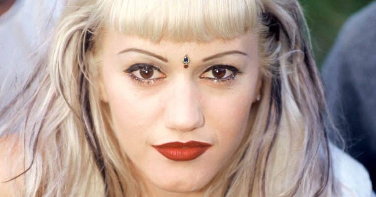 How To Get the Skinny '90s Brows, Whether You're Committed Or Not