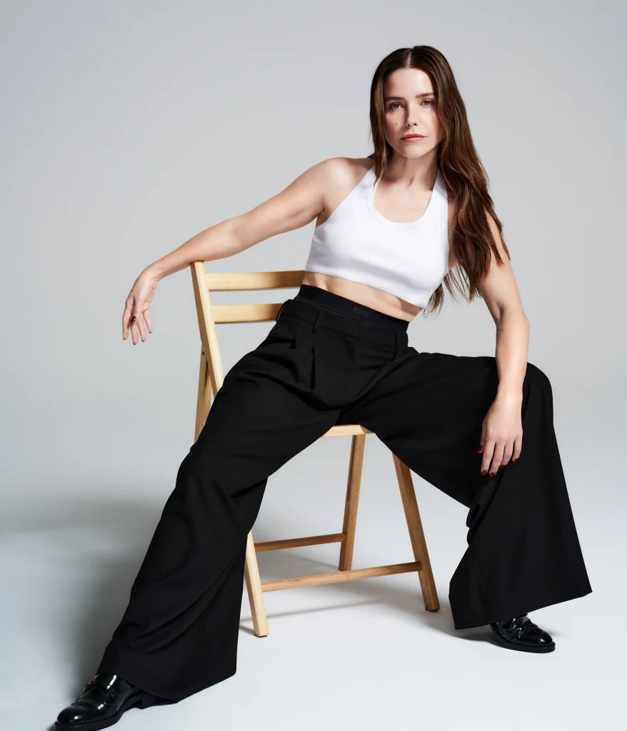 "There were blatant lies. Violent threats:" Sophia Bush Reveals Details Of The Online Threats ...