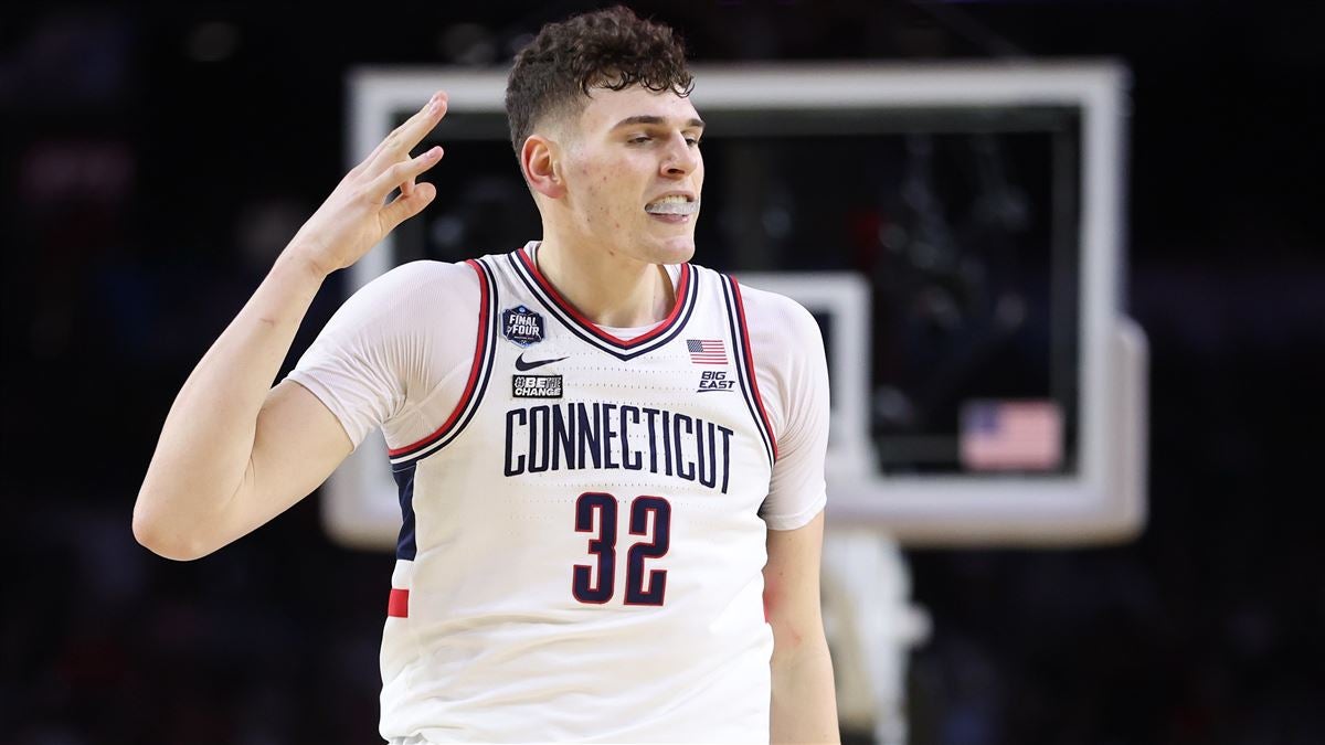 Donovan Clingan, the University of Connecticut Basketball Player, Will ...
