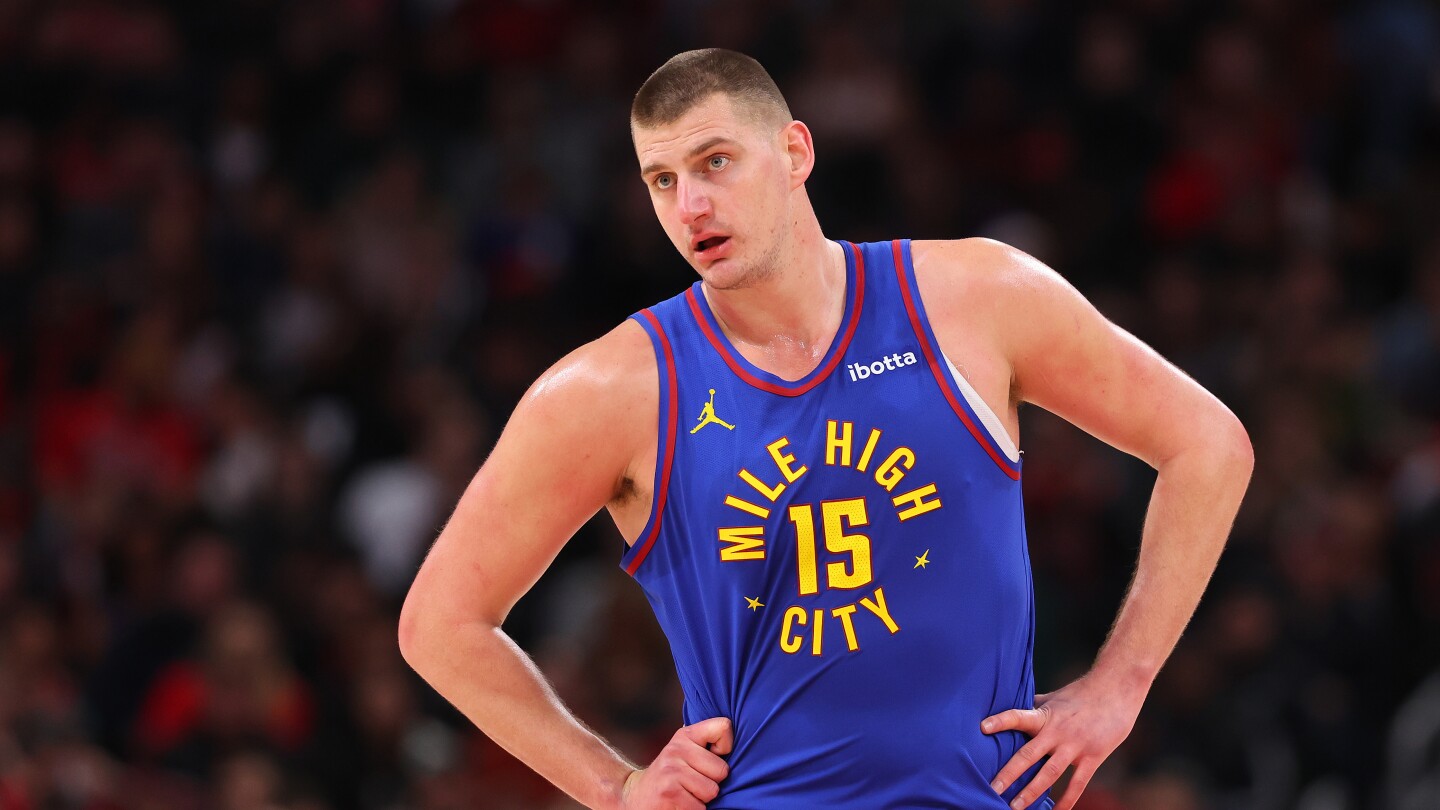 Nikola Jokić Dominates As Denver Nuggets Inch Closer to Victory Against ...