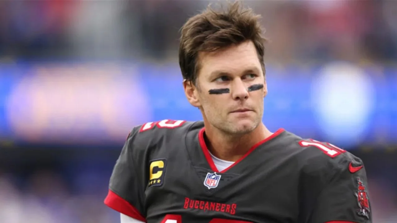 NFL News: Tom Brady Commends Green Bay Packers' Strategy with Jordan Love