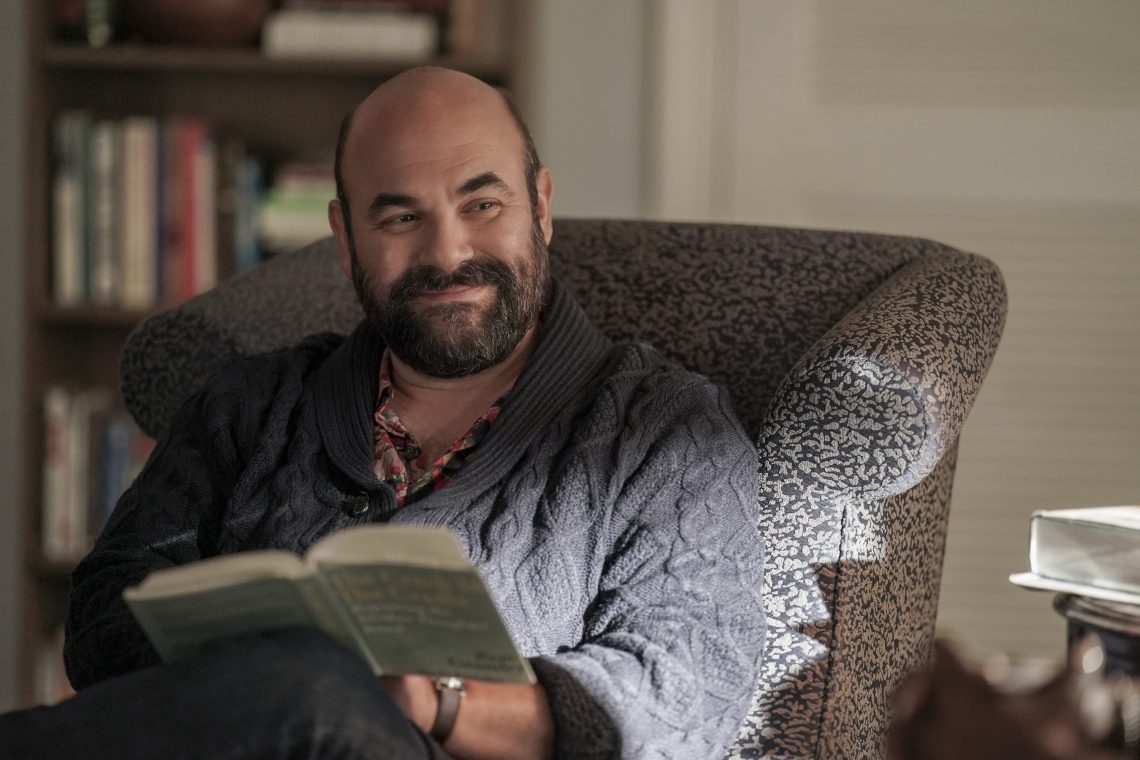 Ian Gomez Biography - Age, Movies, TV Shows, Pics, Wife, Net Worth