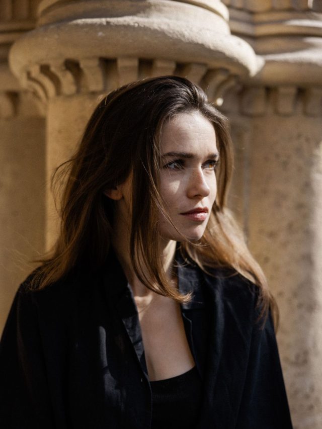 Zoe Moore's Wiki: Age, Bio, TV Shows, Movies, Net Worth