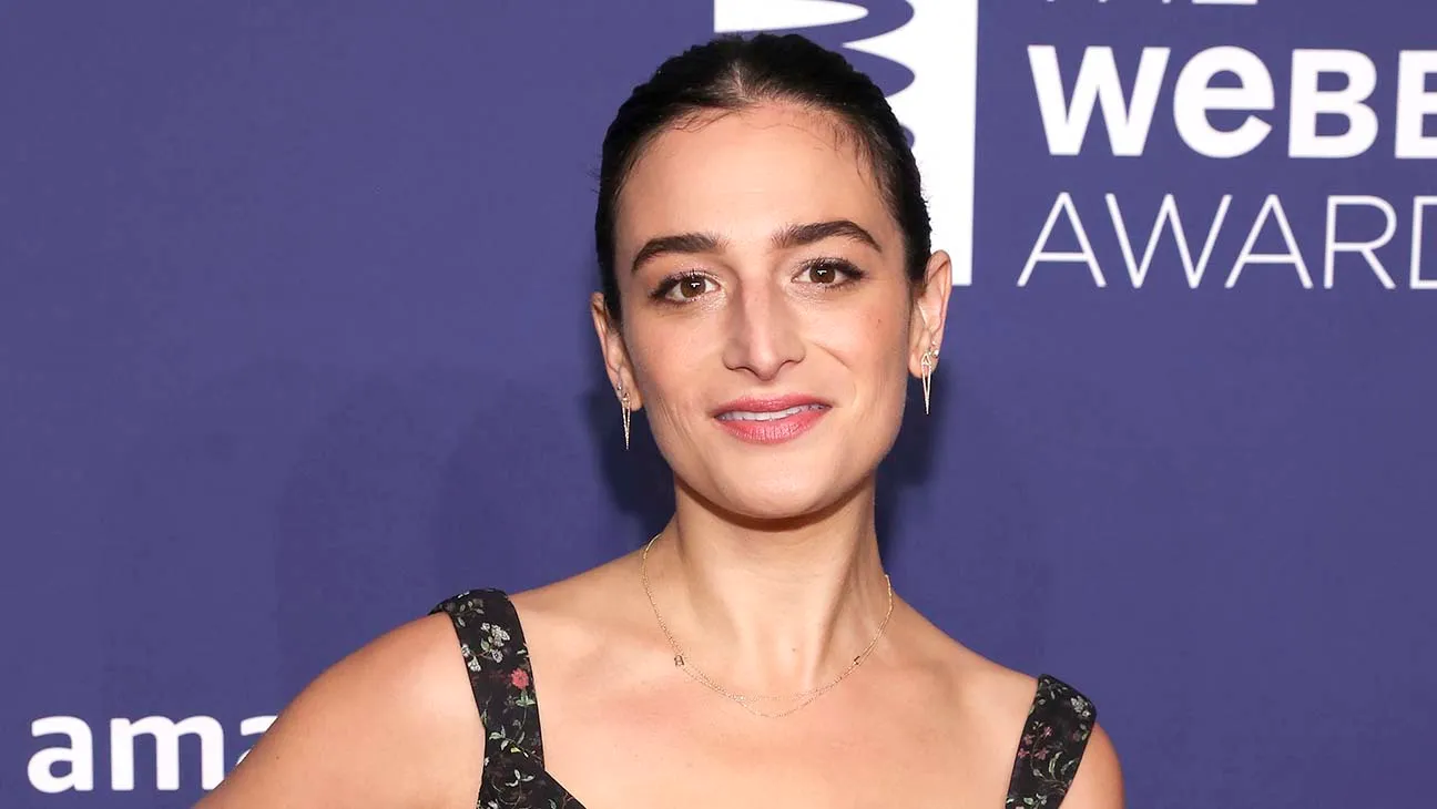 Jenny Slate Wiki: Age, Bio, Career, Husband, Net Worth