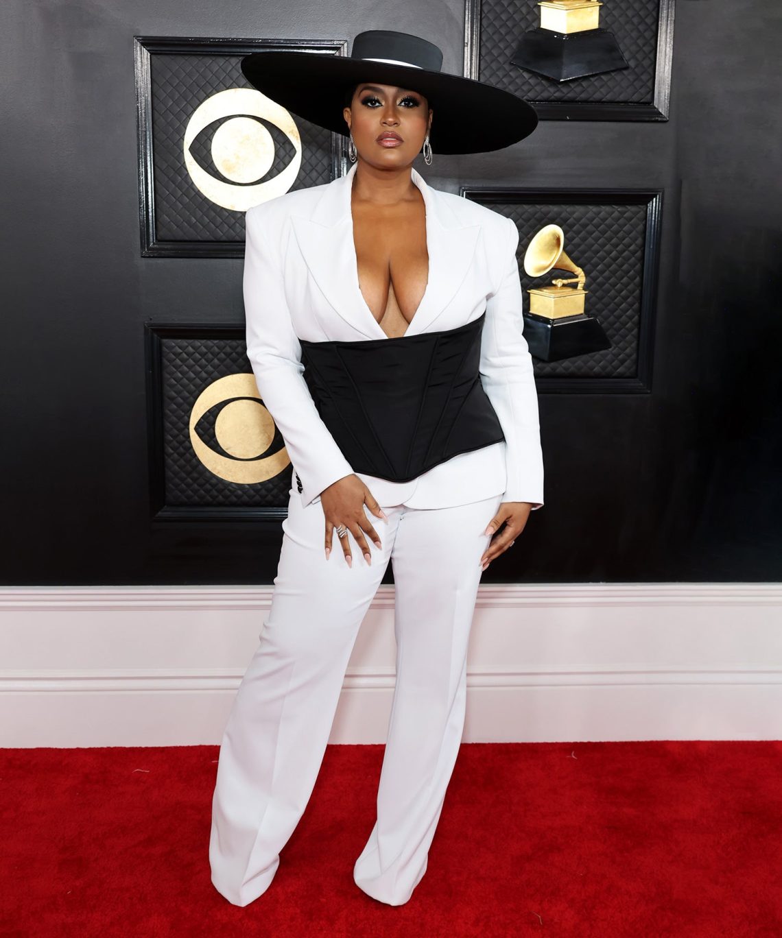 Who is Jazmine Sullivan? Age, Education, Career & Net Worth